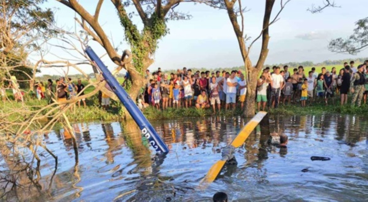 Helicopter bumagsak sa Nueva Ecija, 25-anyos na babaeng piloto patay ...