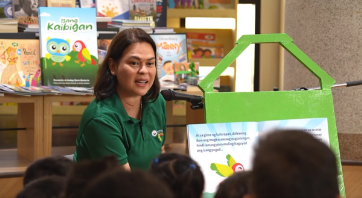 VP Sara, nag-'read aloud session' ng librong 'Isang Kaibigan'-Balita