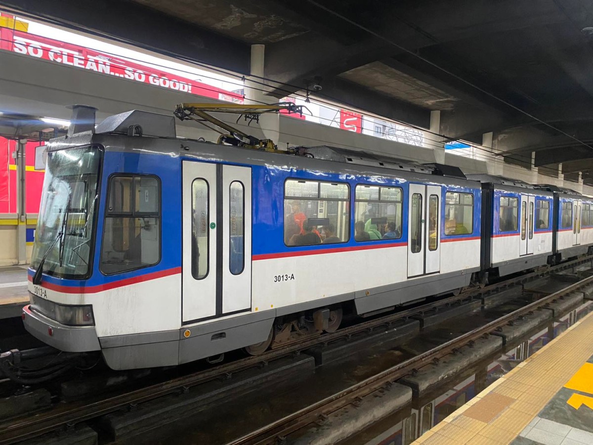 MRT-3, may pa-libreng sakay sa goverment employees para sa Philippine ... MRT-3, may pa-libreng sakay sa goverment employees para sa Philippine ...