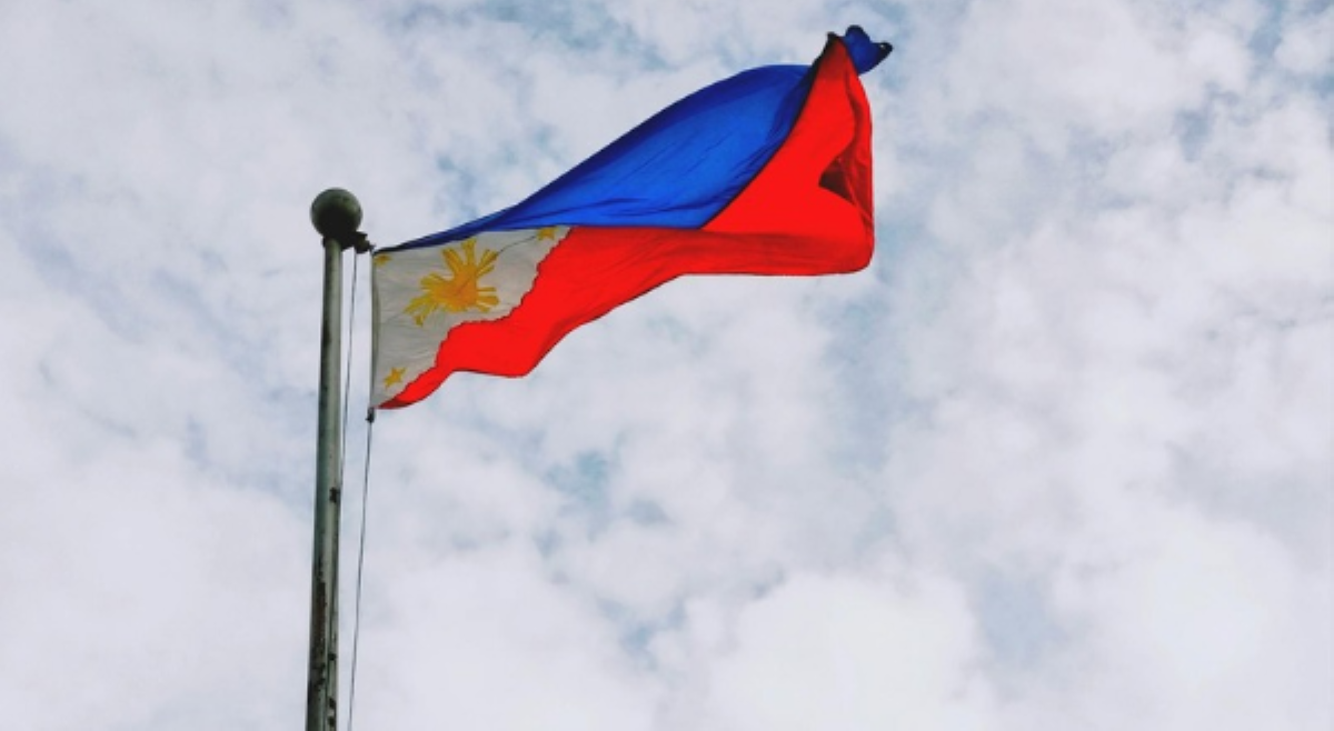 BALITrivia: Bakit sinusunog ang bandila ng Pilipinas kapag ito ay luma ...