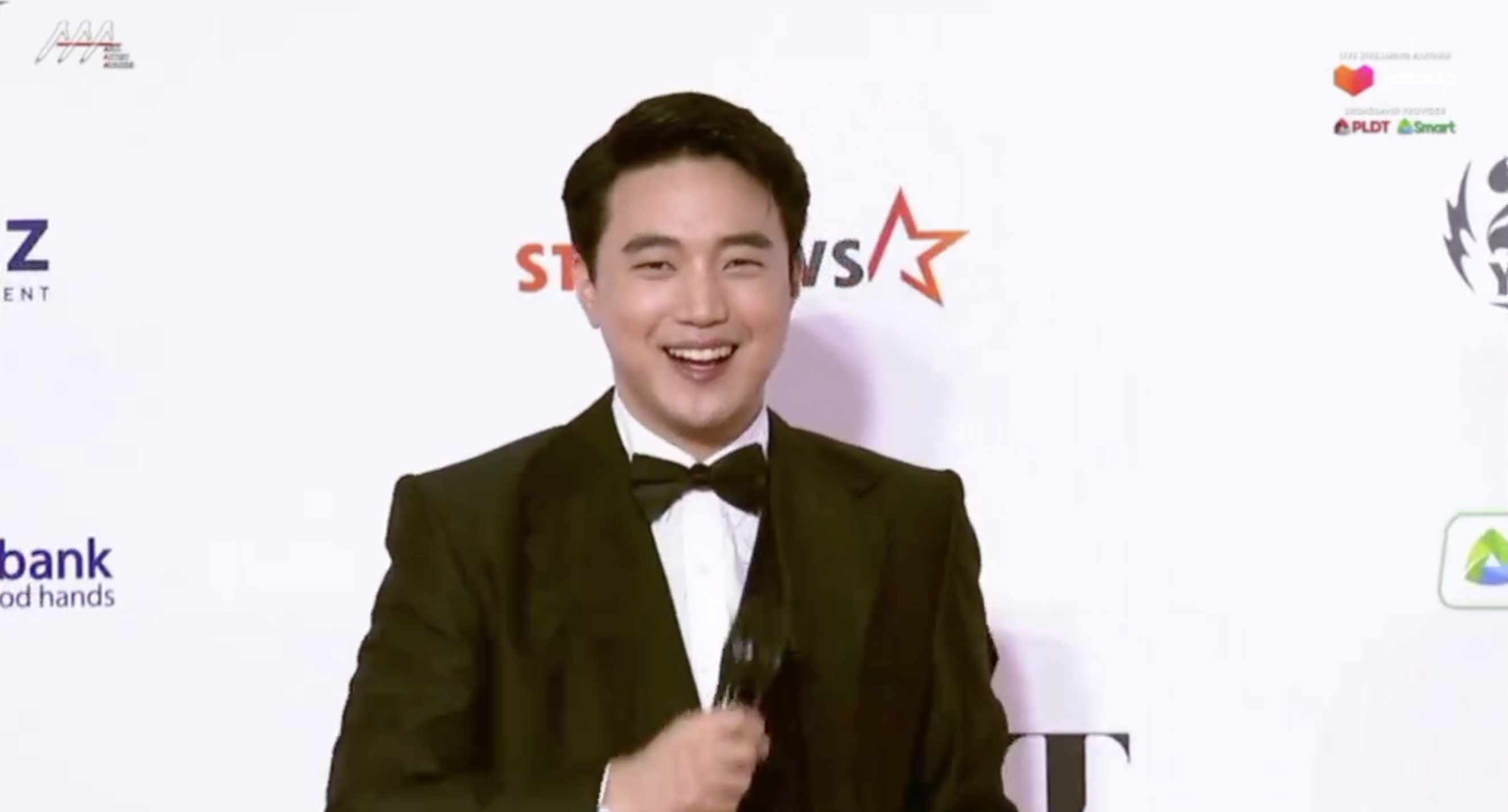 Ryan Bang pinuri bilang host sa Asia Artist Award-Balita